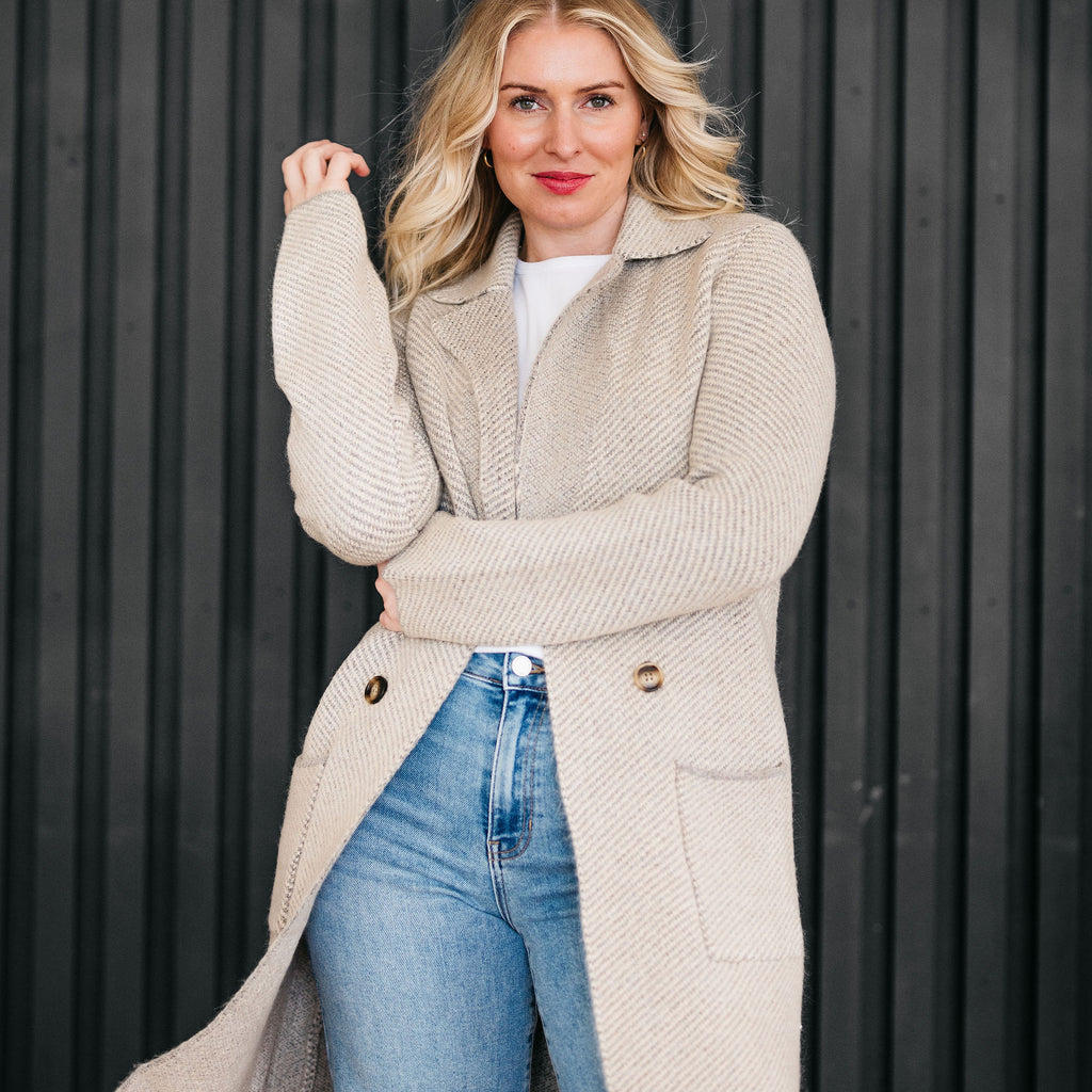 Winter Chic: A Guide to Creating a Stylish and Cozy Wardrobe – Wisdom ...